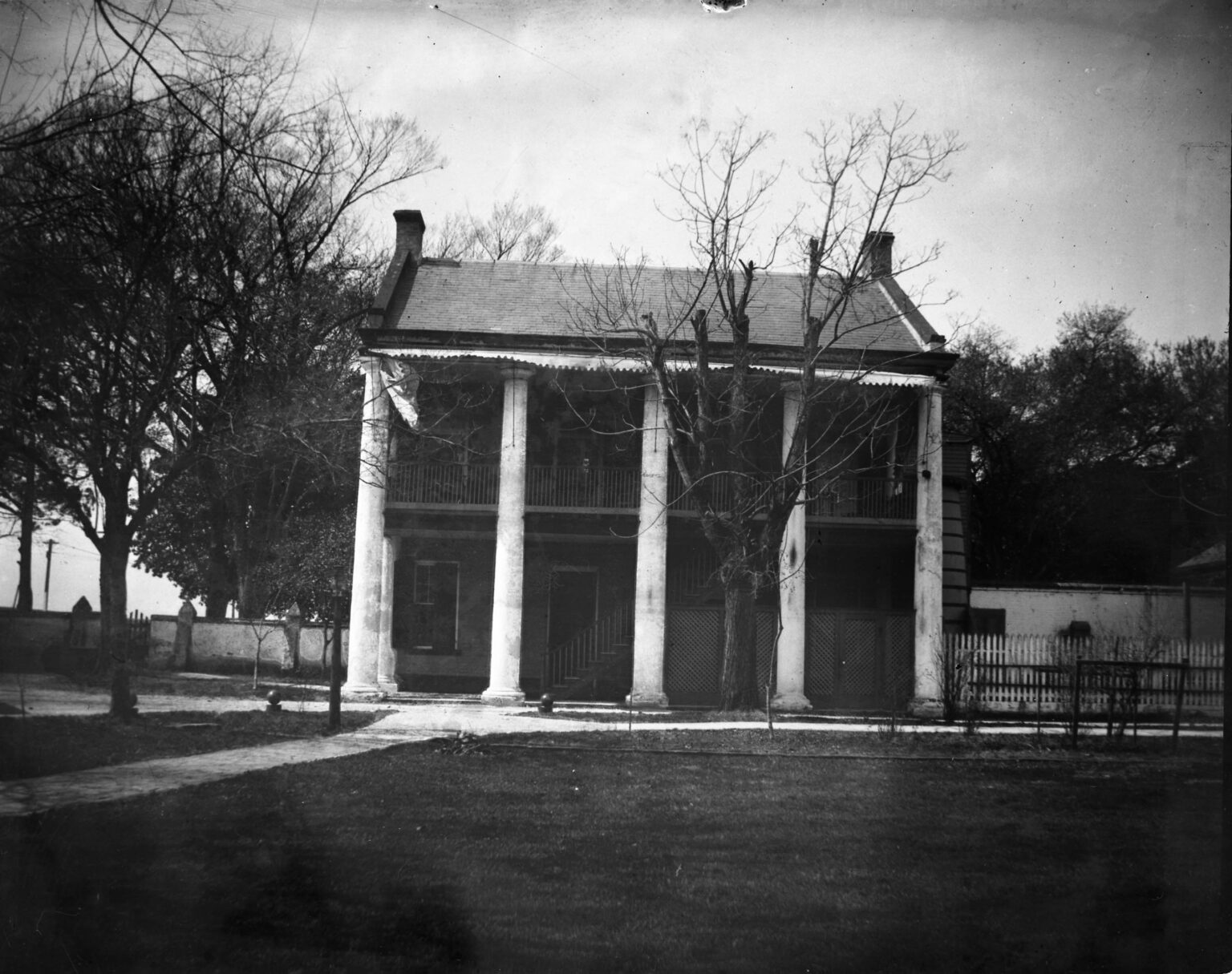 Quartermaster's Residence #3 - geaux guard museums